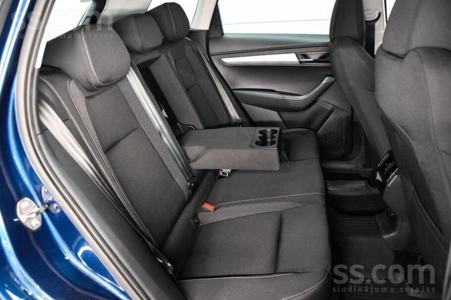 Zils Skoda Karoq 2022 Rīga, ar dzinēja tilpumu 1.00 L un nobraukumu 127 tūkst. km par 15690 €, foto 17 vietnē AUTOMOTO.COM.LV