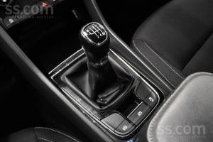 Zils Skoda Karoq 2022 Rīga, ar dzinēja tilpumu 1.00 L un nobraukumu 127 tūkst. km par 15690 €, foto 24 vietnē AUTOMOTO.COM.LV