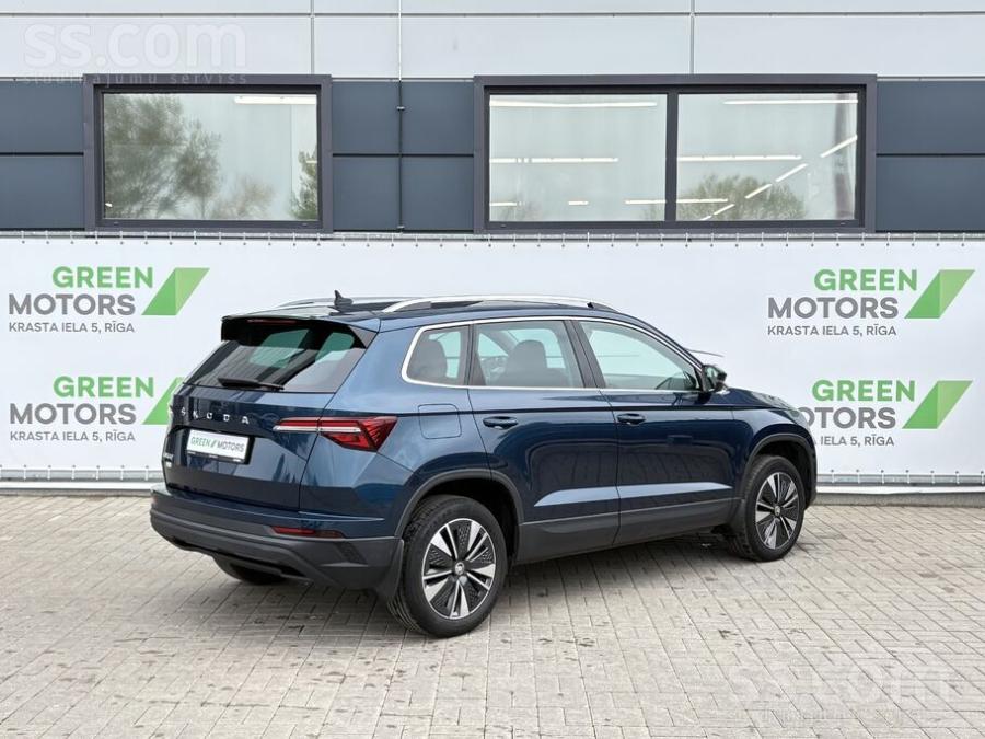Blue Skoda Karoq 2022 in Riga, with an engine capacity of 1.50 L and mileage of 68 thousand km for 21900 €, photo 5 on AUTOMOTO.COM.LV