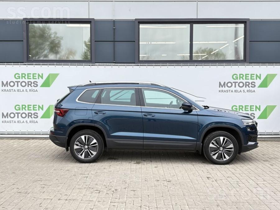Blue Skoda Karoq 2022 in Riga, with an engine capacity of 1.50 L and mileage of 68 thousand km for 21900 €, photo 6 on AUTOMOTO.COM.LV