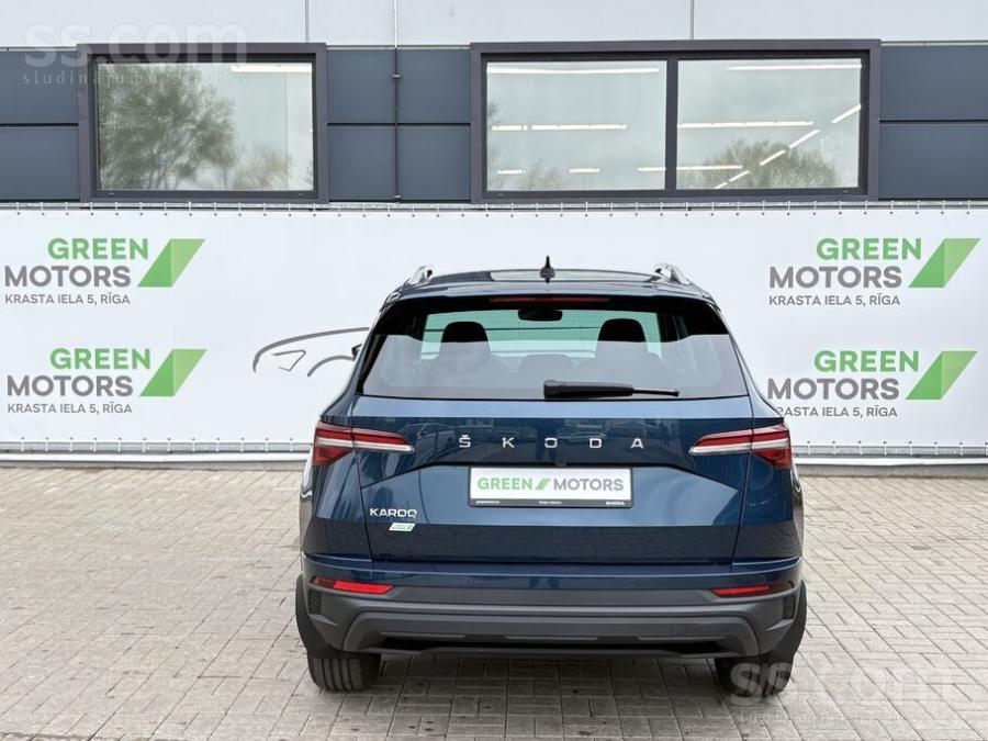 Blue Skoda Karoq 2022 in Riga, with an engine capacity of 1.50 L and mileage of 68 thousand km for 21900 €, photo 9 on AUTOMOTO.COM.LV