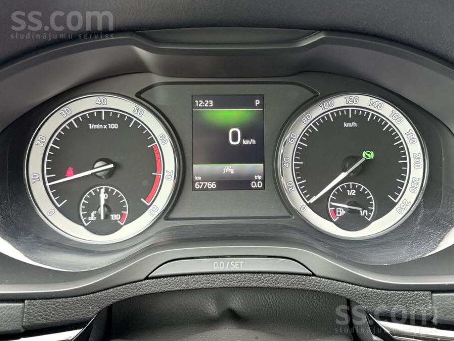 Blue Skoda Karoq 2022 in Riga, with an engine capacity of 1.50 L and mileage of 68 thousand km for 21900 €, photo 17 on AUTOMOTO.COM.LV
