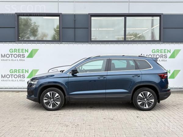 Blue Skoda Karoq 2022 in Riga, with an engine capacity of 1.50 L and mileage of 68 thousand km for 21900 €, photo 7 on AUTOMOTO.COM.LV