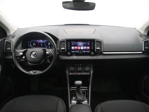 Blue Skoda Karoq 2023 in Vilnius, with an engine capacity of 2.00 L and mileage of 172 thousand km for 21999 €, photo 3 on AUTOMOTO.COM.LV