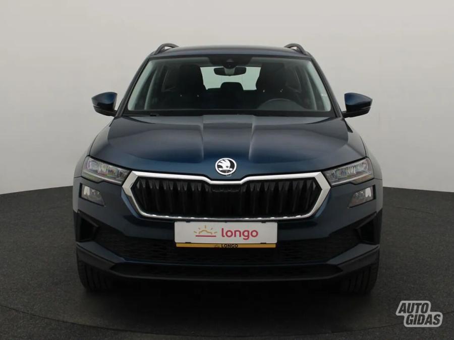 Blue Skoda Karoq 2023 in Vilnius, with an engine capacity of 2.00 L and mileage of 172 thousand km for 21999 €, photo 4 on AUTOMOTO.COM.LV
