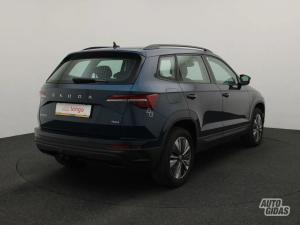 Blue Skoda Karoq 2023 in Vilnius, with an engine capacity of 2.00 L and mileage of 172 thousand km for 21999 €, photo 9 on AUTOMOTO.COM.LV