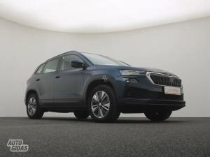 Blue Skoda Karoq 2023 in Vilnius, with an engine capacity of 2.00 L and mileage of 172 thousand km for 21999 €, photo 12 on AUTOMOTO.COM.LV