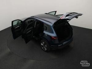 Blue Skoda Karoq 2023 in Vilnius, with an engine capacity of 2.00 L and mileage of 172 thousand km for 21999 €, photo 14 on AUTOMOTO.COM.LV