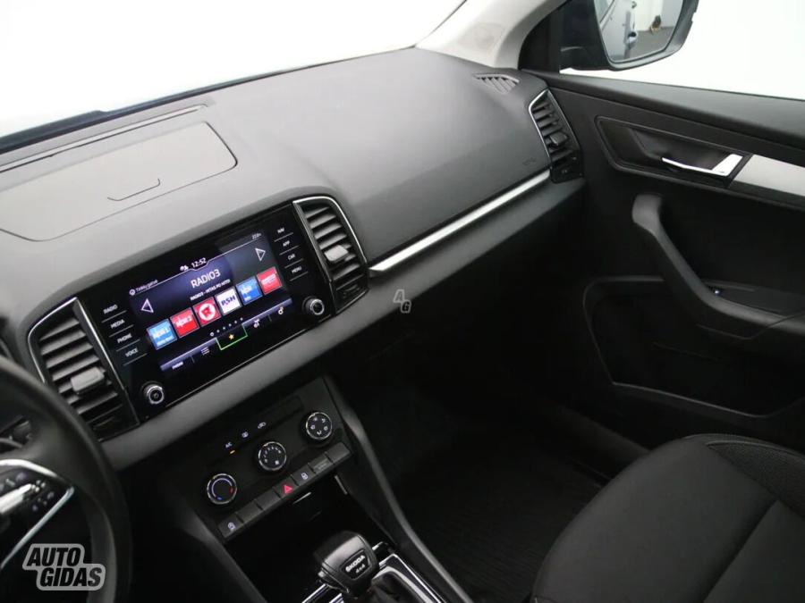 Blue Skoda Karoq 2023 in Vilnius, with an engine capacity of 2.00 L and mileage of 172 thousand km for 21999 €, photo 22 on AUTOMOTO.COM.LV