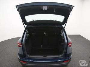 Blue Skoda Karoq 2023 in Vilnius, with an engine capacity of 2.00 L and mileage of 172 thousand km for 21999 €, photo 33 on AUTOMOTO.COM.LV