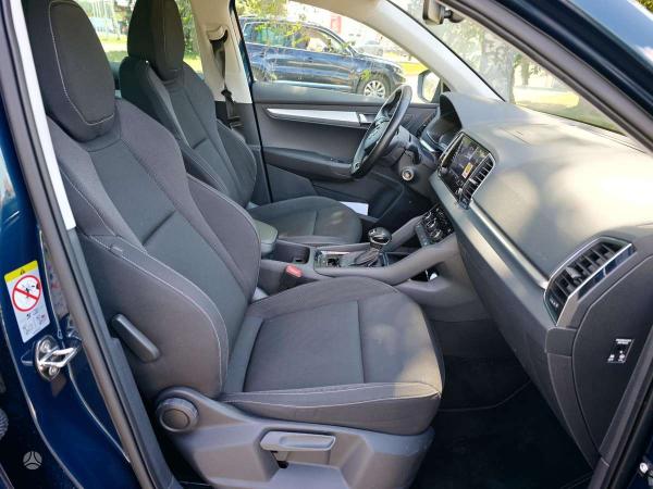 Blue Skoda Karoq 2023 in Taurage, with an engine capacity of 1.97 L and mileage of 212 thousand km for 16999 €, photo 10 on AUTOMOTO.COM.LV