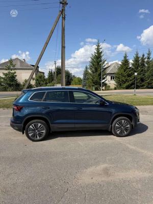 Blue Skoda Karoq 2023 in Kaunas, with an engine capacity of 1.50 L and mileage of 16 thousand km for 25000 €, photo 7 on AUTOMOTO.COM.LV