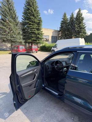 Blue Skoda Karoq 2023 in Kaunas, with an engine capacity of 1.50 L and mileage of 16 thousand km for 25000 €, photo 9 on AUTOMOTO.COM.LV
