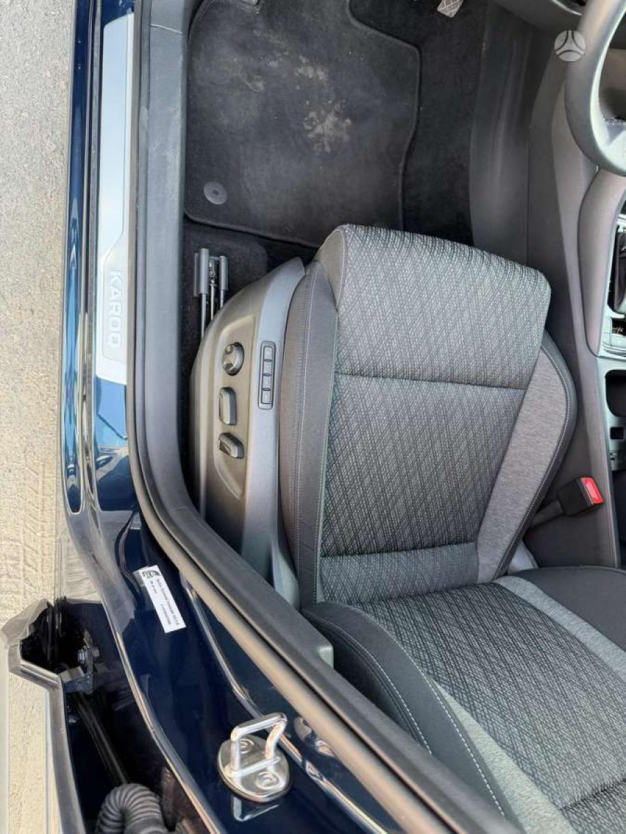 Blue Skoda Karoq 2023 in Kaunas, with an engine capacity of 1.50 L and mileage of 16 thousand km for 25000 €, photo 10 on AUTOMOTO.COM.LV