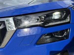 Zils Skoda Karoq 2023 Klaipėda, ar dzinēja tilpumu 1.97 L un nobraukumu 202 tūkst. km par 24980 €, foto 7 vietnē AUTOMOTO.COM.LV
