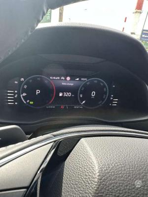 Zils Skoda Karoq 2023 Klaipėda, ar dzinēja tilpumu 1.97 L un nobraukumu 202 tūkst. km par 24980 €, foto 28 vietnē AUTOMOTO.COM.LV