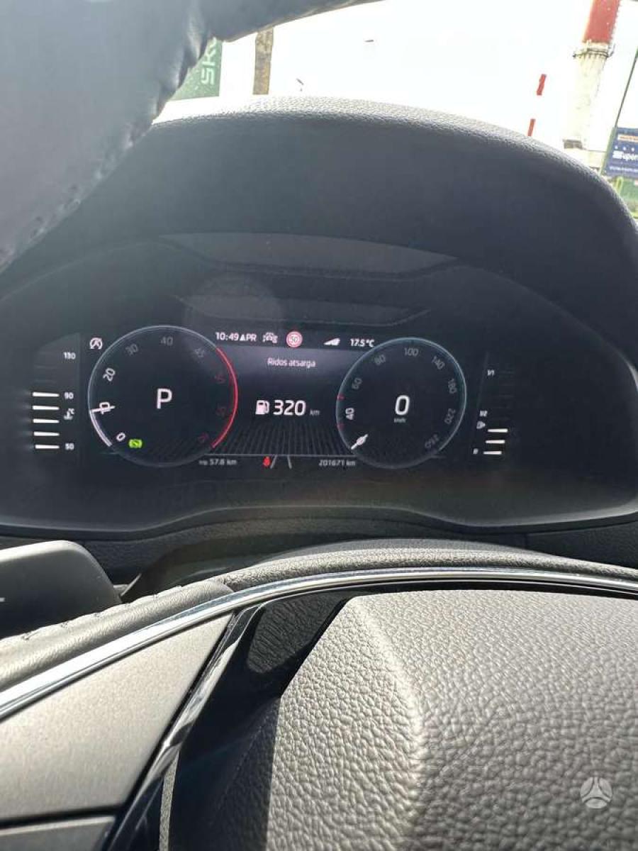 Zils Skoda Karoq 2023 Klaipėda, ar dzinēja tilpumu 1.97 L un nobraukumu 202 tūkst. km par 24980 €, foto 28 vietnē AUTOMOTO.COM.LV