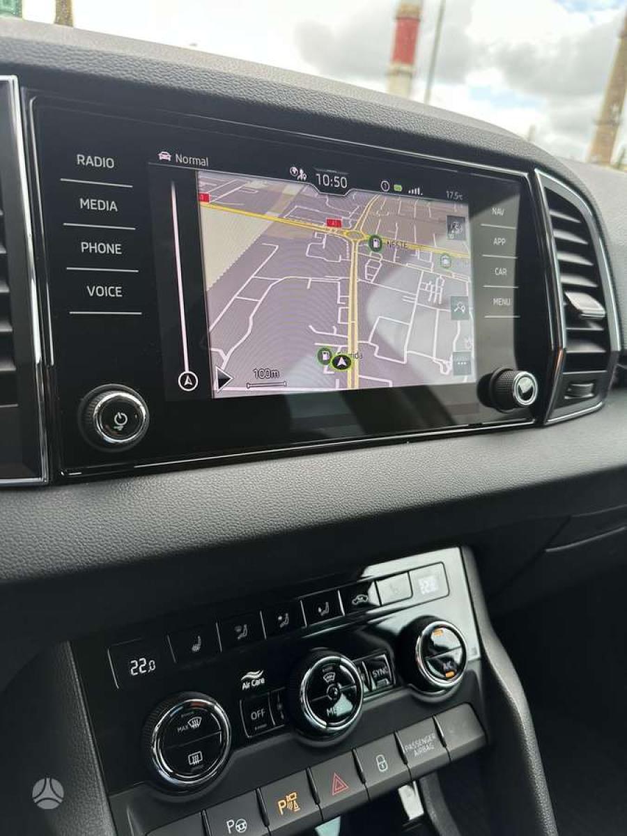Zils Skoda Karoq 2023 Klaipėda, ar dzinēja tilpumu 1.97 L un nobraukumu 202 tūkst. km par 24980 €, foto 30 vietnē AUTOMOTO.COM.LV