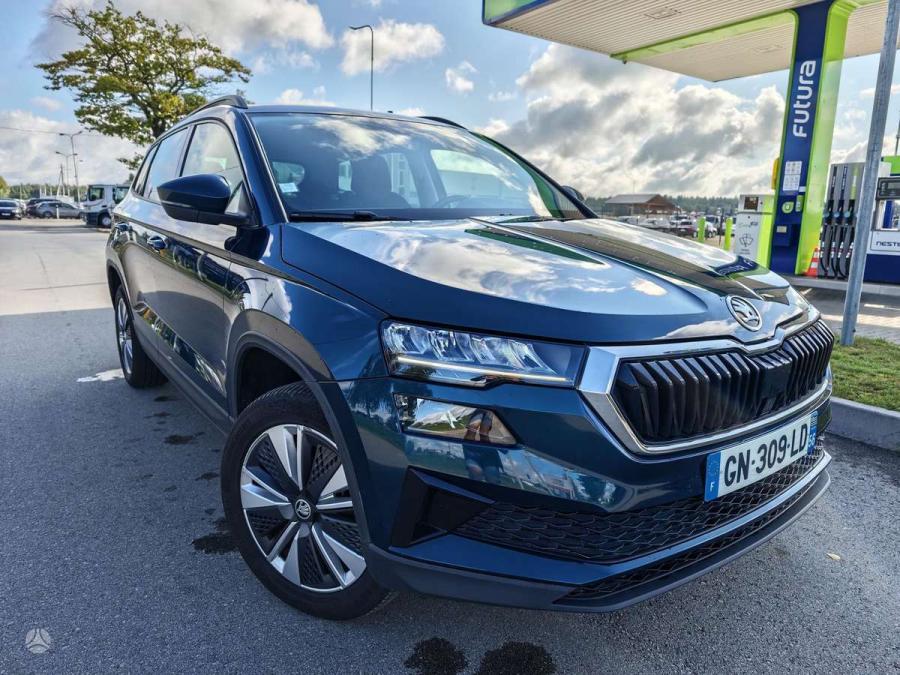 Zils Skoda Karoq 2023 Tauragė, ar dzinēja tilpumu 1.97 L un nobraukumu 200 tūkst. km par 16300 €, foto 3 vietnē AUTOMOTO.COM.LV