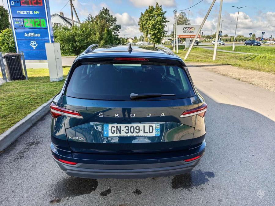 Zils Skoda Karoq 2023 Tauragė, ar dzinēja tilpumu 1.97 L un nobraukumu 200 tūkst. km par 16300 €, foto 7 vietnē AUTOMOTO.COM.LV
