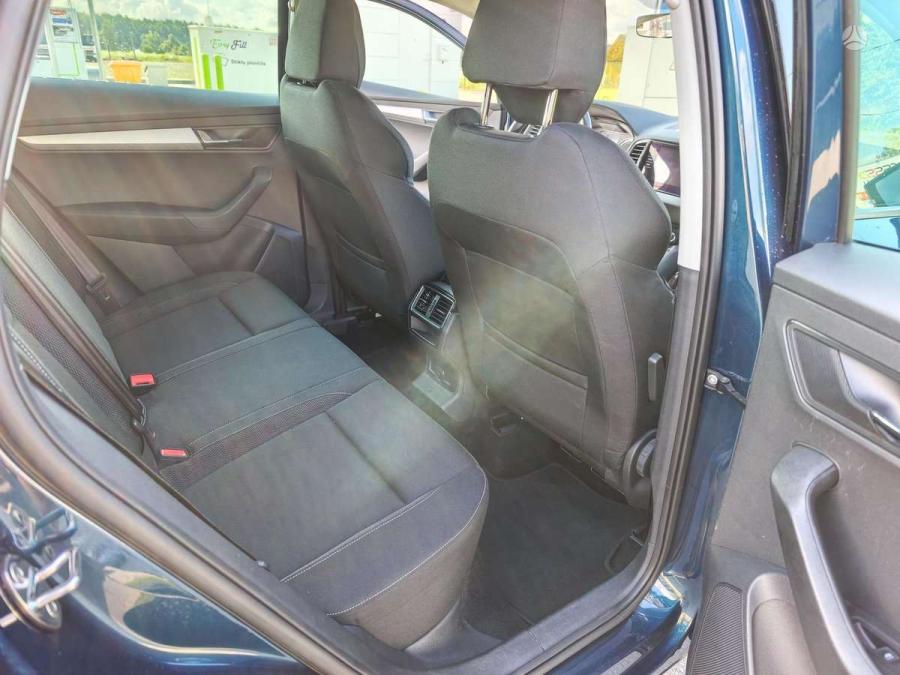 Zils Skoda Karoq 2023 Tauragė, ar dzinēja tilpumu 1.97 L un nobraukumu 200 tūkst. km par 16300 €, foto 19 vietnē AUTOMOTO.COM.LV