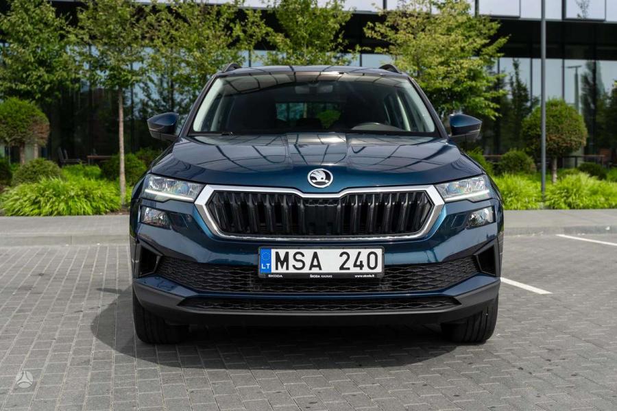 Zils Skoda Karoq 2023 Viļņa, ar dzinēja tilpumu 1.50 L un nobraukumu 83 tūkst. km par 25900 €, foto 3 vietnē AUTOMOTO.COM.LV