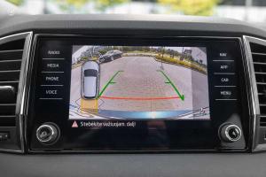 Zils Skoda Karoq 2023 Viļņa, ar dzinēja tilpumu 1.50 L un nobraukumu 83 tūkst. km par 25900 €, foto 21 vietnē AUTOMOTO.COM.LV