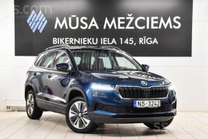 Blue Skoda Karoq 2023 in Riga, with an engine capacity of 1.50 L and mileage of 44 thousand km for 22590 €, photo 4 on AUTOMOTO.COM.LV