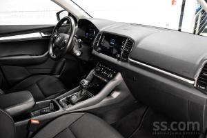 Blue Skoda Karoq 2023 in Riga, with an engine capacity of 1.50 L and mileage of 44 thousand km for 22590 €, photo 15 on AUTOMOTO.COM.LV