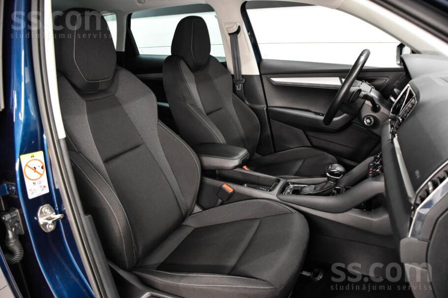 Blue Skoda Karoq 2023 in Riga, with an engine capacity of 1.50 L and mileage of 44 thousand km for 22590 €, photo 16 on AUTOMOTO.COM.LV