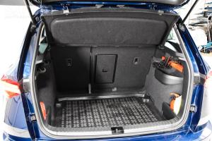 Blue Skoda Karoq 2023 in Riga, with an engine capacity of 1.50 L and mileage of 44 thousand km for 22590 €, photo 18 on AUTOMOTO.COM.LV