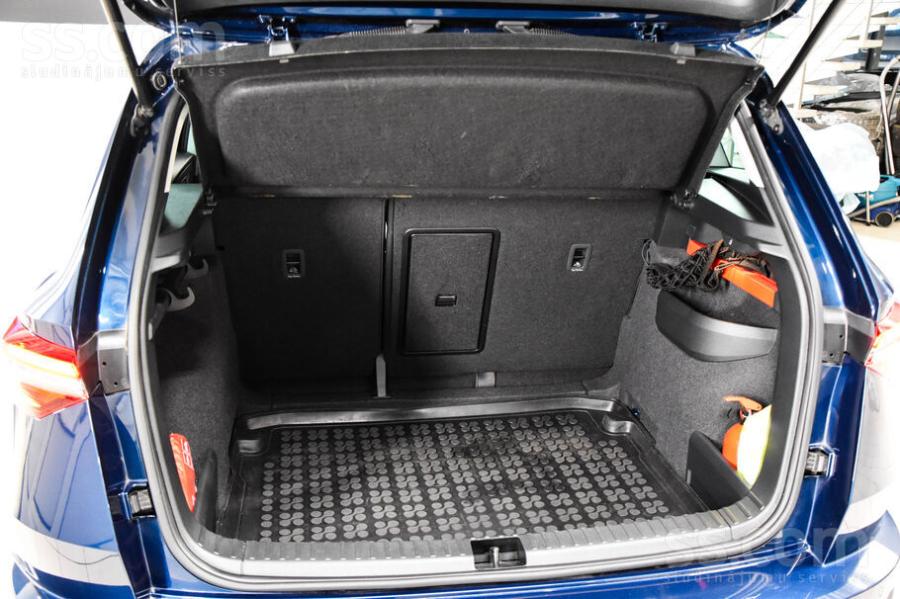 Blue Skoda Karoq 2023 in Riga, with an engine capacity of 1.50 L and mileage of 44 thousand km for 22590 €, photo 18 on AUTOMOTO.COM.LV