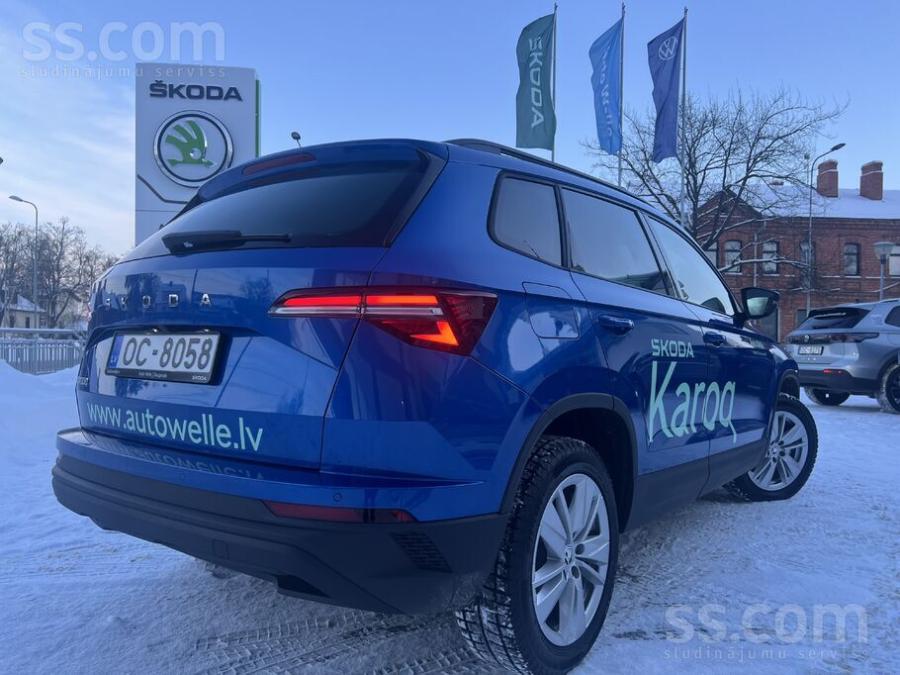 Zils Skoda Karoq 2025 Daugavpils, ar dzinēja tilpumu 1.50 L un nobraukumu 4 tūkst. km par 28900 €, foto 6 vietnē AUTOMOTO.COM.LV