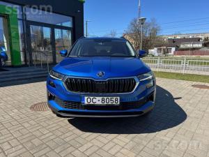 Синий Шкода Karoq 2025 в Даугавпилс, объемом двигателя 1.50 л и пробегом 7 тыс. км за 27200 €, фото 3 на AUTOMOTO.COM.LV