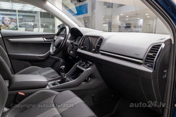 Blue Skoda Karoq 2018 in Johvi, with an engine capacity of 1.50 L and mileage of 142 thousand km for 15500 €, photo 11 on AUTOMOTO.COM.LV
