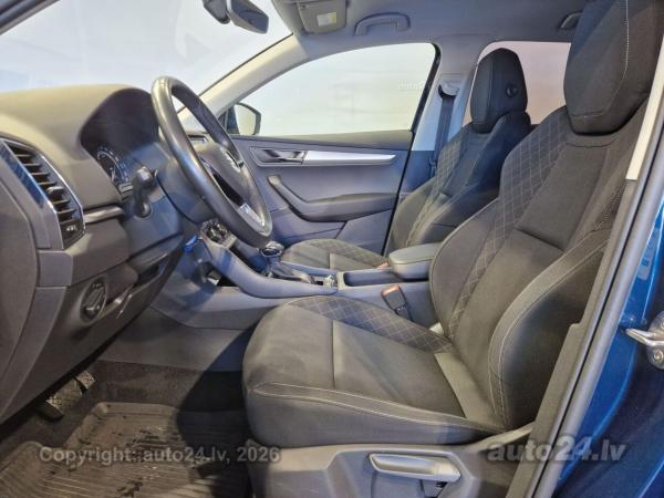 Blue Skoda Karoq 2020 in Tallinn, with an engine capacity of 1.50 L and mileage of 107 thousand km for 18990 €, photo 11 on AUTOMOTO.COM.LV
