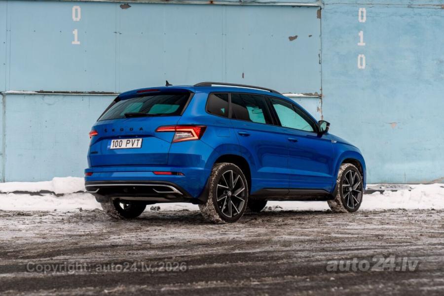 Blue Skoda Karoq 2021 in Tallinn, with an engine capacity of 1.50 L and mileage of 140 thousand km for 20500 €, photo 4 on AUTOMOTO.COM.LV