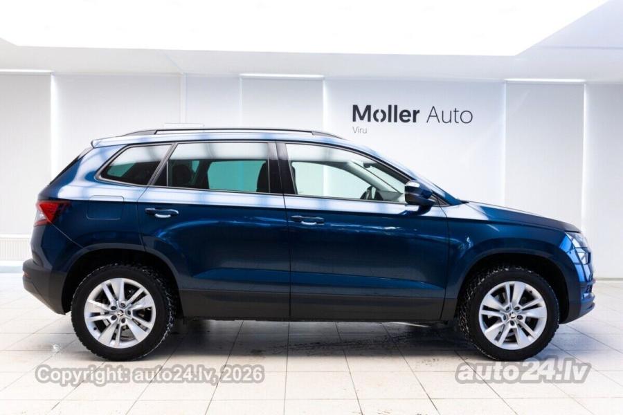 Blue Skoda Karoq 2021 in Johvi, with an engine capacity of 1.50 L and mileage of 37 thousand km for 21350 €, photo 5 on AUTOMOTO.COM.LV