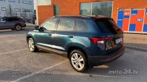 Zils Skoda Karoq 2021 Tallina, ar dzinēja tilpumu 1.50 L un nobraukumu 125 tūkst. km par 17500 €, foto 3 vietnē AUTOMOTO.COM.LV