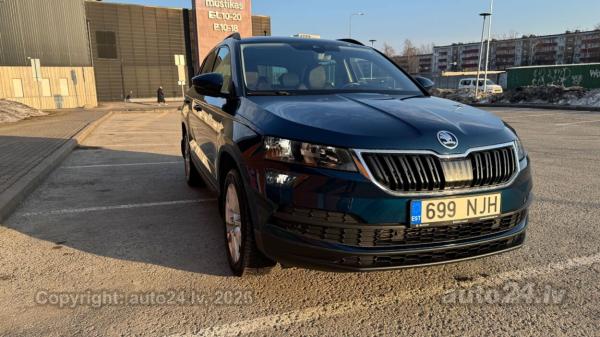 Blue Skoda Karoq 2021 in Tallinn, with an engine capacity of 1.50 L and mileage of 125 thousand km for 17500 €, photo 8 on AUTOMOTO.COM.LV