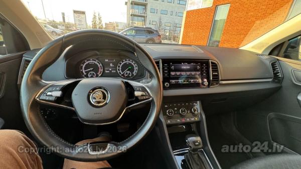 Blue Skoda Karoq 2021 in Tallinn, with an engine capacity of 1.50 L and mileage of 125 thousand km for 17500 €, photo 11 on AUTOMOTO.COM.LV