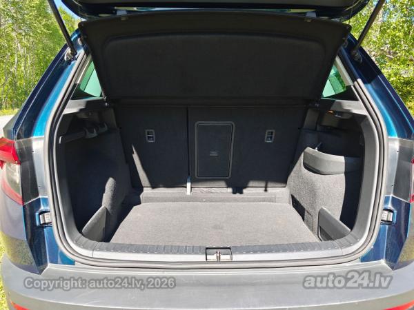 Zils Skoda Karoq 2021 Tallina, ar dzinēja tilpumu 1.50 L un nobraukumu 113 tūkst. km par 17995 €, foto 7 vietnē AUTOMOTO.COM.LV