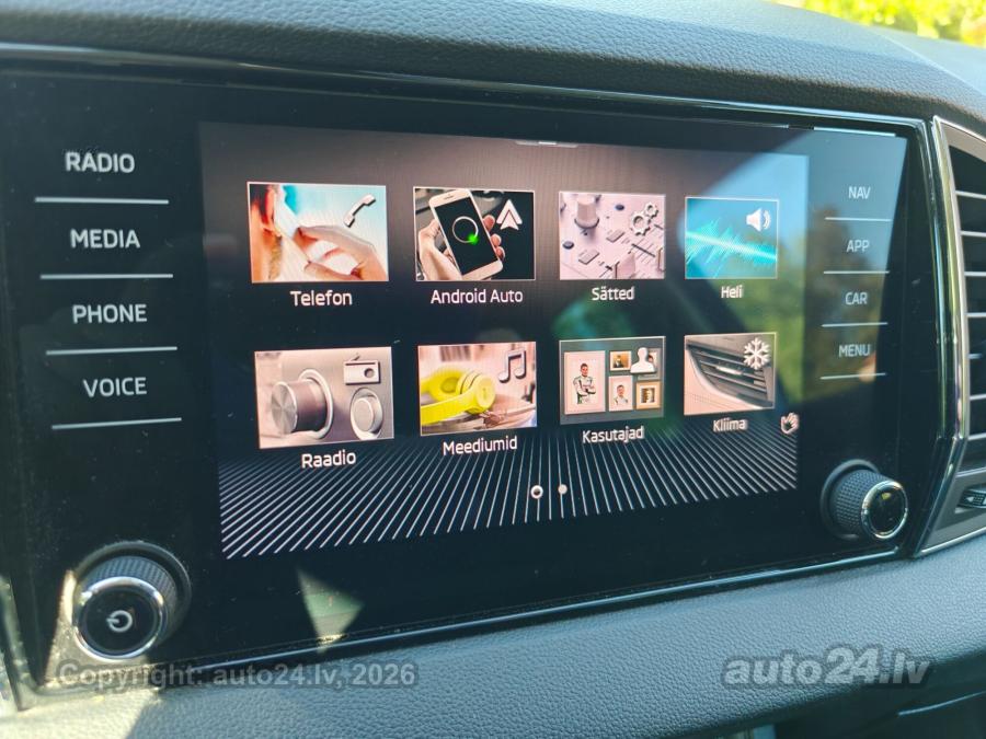 Синий Шкода Karoq 2021 в Таллин, объемом двигателя 1.50 л и пробегом 113 тыс. км за 17995 €, фото 17 на AUTOMOTO.COM.LV