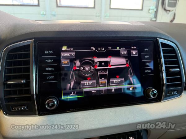Zils Skoda Karoq 2023 Hāpsalu, ar dzinēja tilpumu 2.00 L un nobraukumu 49 tūkst. km par 35000 €, foto 11 vietnē AUTOMOTO.COM.LV