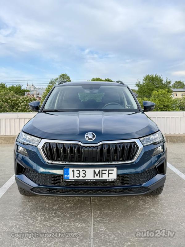 Blue Skoda Karoq 2023 in Tallinn, with an engine capacity of 1.50 L and mileage of 36 thousand km for 26000 €, photo 2 on AUTOMOTO.COM.LV