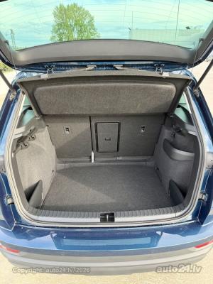 Zils Skoda Karoq 2023 Tallina, ar dzinēja tilpumu 1.50 L un nobraukumu 36 tūkst. km par 26000 €, foto 10 vietnē AUTOMOTO.COM.LV