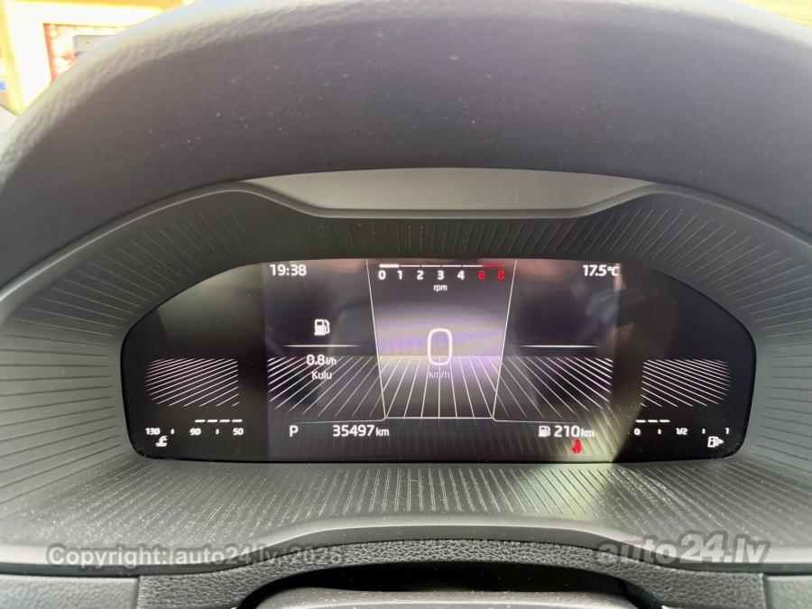 Zils Skoda Karoq 2023 Tallina, ar dzinēja tilpumu 1.50 L un nobraukumu 36 tūkst. km par 26000 €, foto 12 vietnē AUTOMOTO.COM.LV