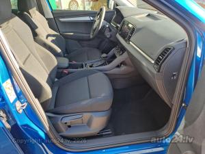 Blue Skoda Karoq 2026 in Tartu, with an engine capacity of 1.50 L and mileage of 0 thousand km for 33379 €, photo 6 on AUTOMOTO.COM.LV