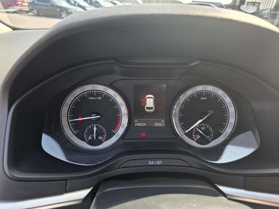 Brūns Skoda Karoq 2018 Kauņa, ar dzinēja tilpumu 1.60 L un nobraukumu 246 tūkst. km par 12500 €, foto 11 vietnē AUTOMOTO.COM.LV