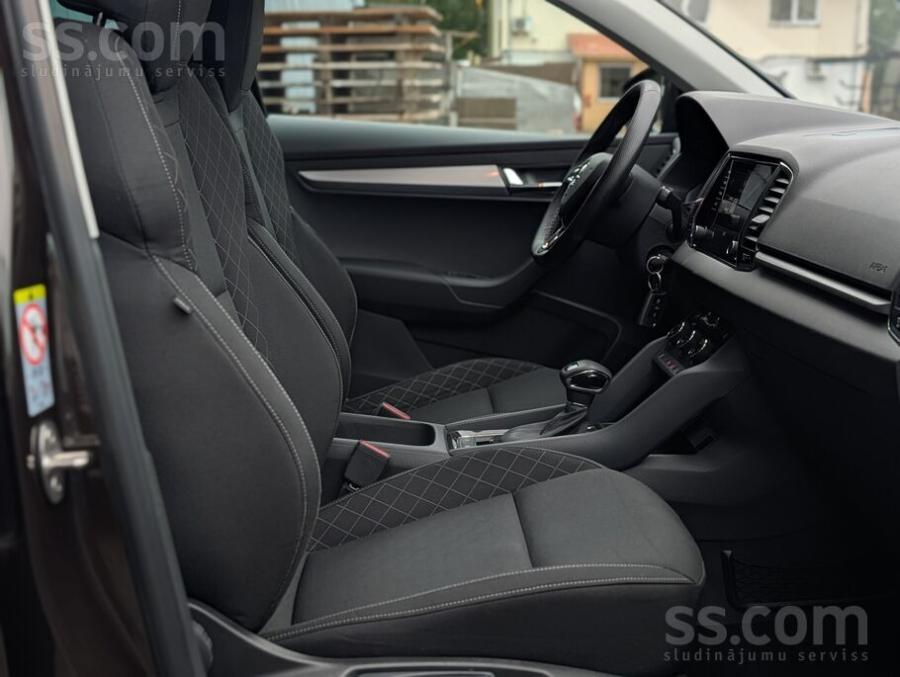 Brown Skoda Karoq 2018 in Jurmala, with an engine capacity of 1.60 L and mileage of 223 thousand km for 12950 €, photo 21 on AUTOMOTO.COM.LV